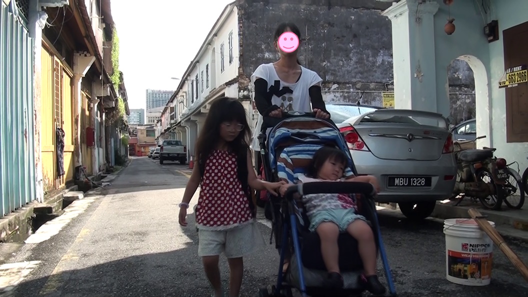 マラッカ：人気ラーメン店「品品香餐室（Pin Pin Hiong Restaurant）」でまさかの再会(2歳＆5歳:子連れシンガポール ...