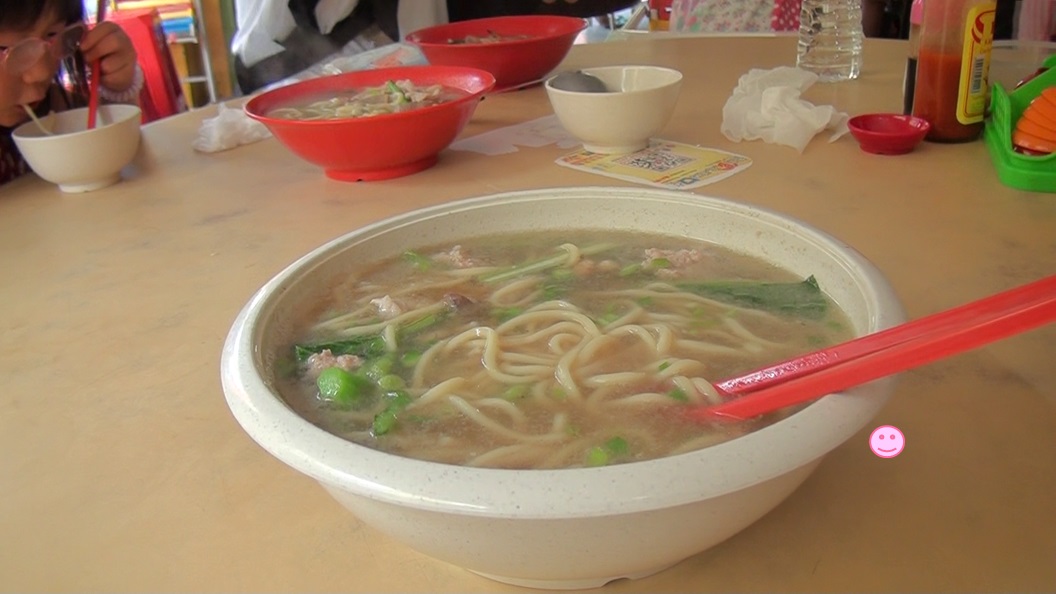 マラッカ：人気ラーメン店「品品香餐室（Pin Pin Hiong Restaurant）」でまさかの再会(2歳＆5歳:子連れシンガポール ...