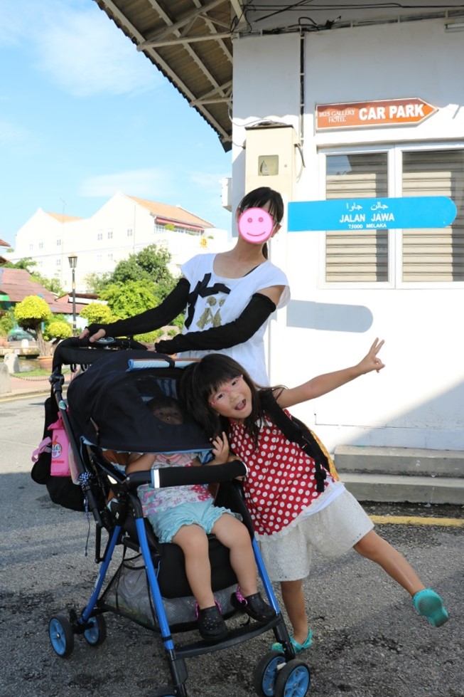 マラッカ：人気ラーメン店「品品香餐室（Pin Pin Hiong Restaurant）」でまさかの再会(2歳＆5歳:子連れシンガポール ...